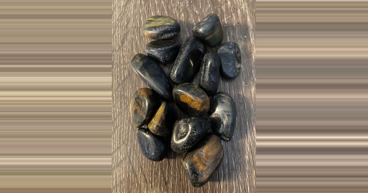 Falcons Eye aka Blue Tigers Eye ($6) from @APGemsandHenna